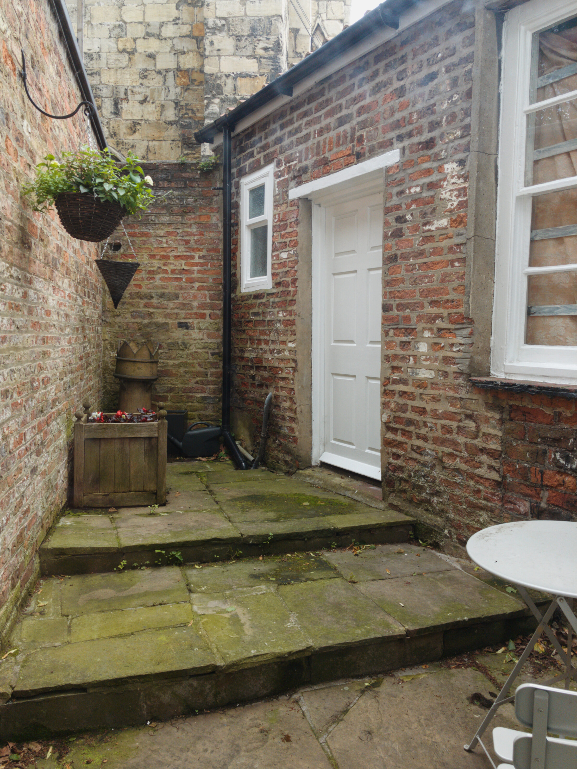 Staying in a Medieval House: My Review of 87 Micklegate, York – Eustea ...