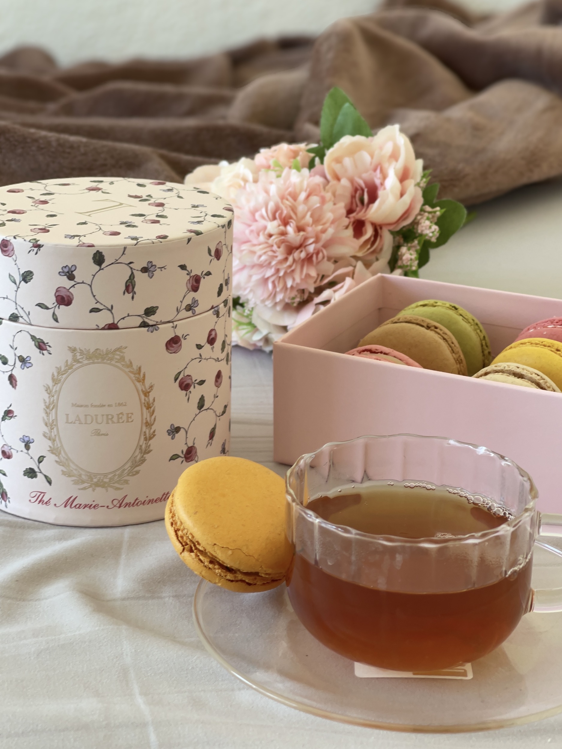 Tea Review: Thé Marie-Antoinette by Ladurée – Eustea Reads