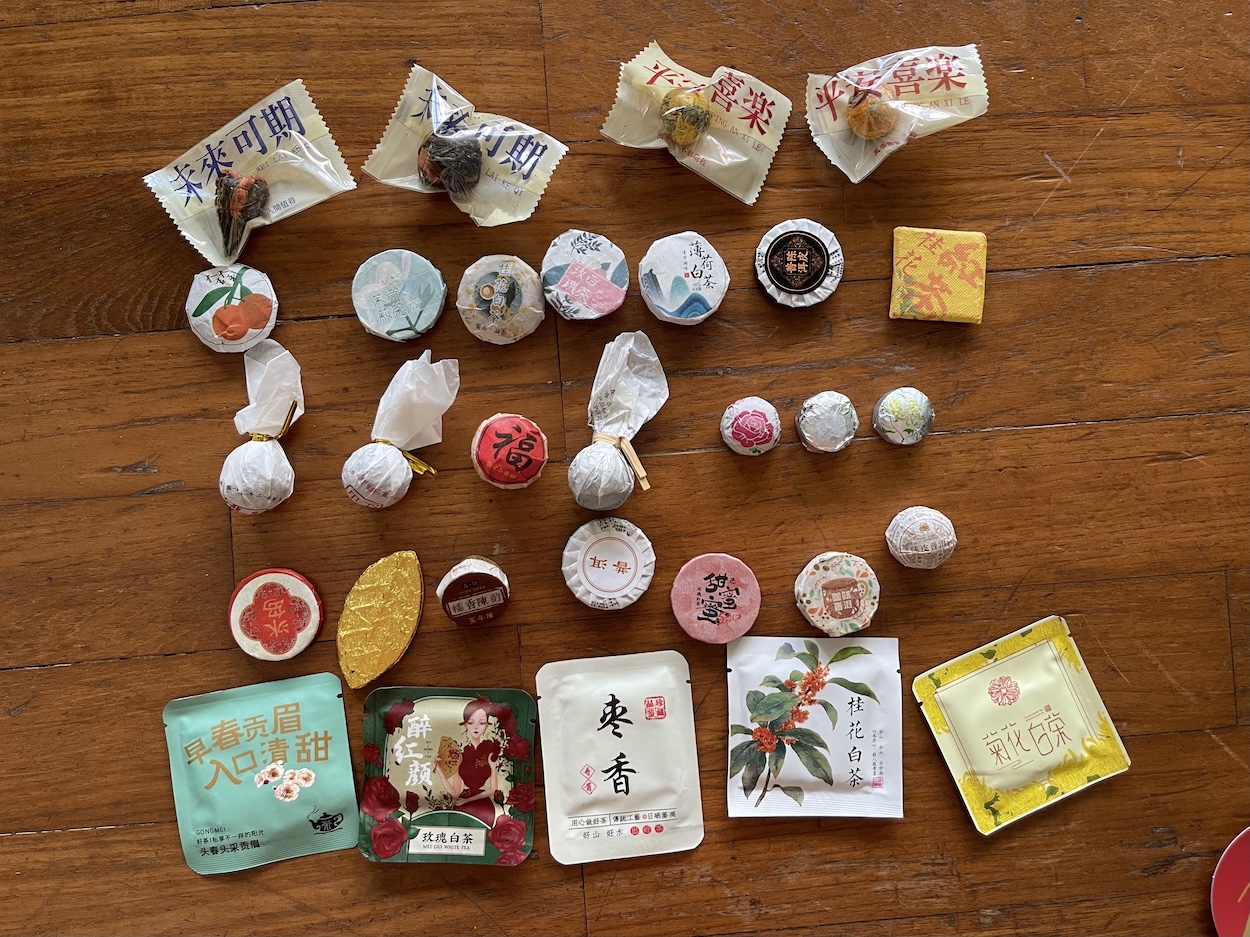 My latest tea purchase – Eustea Reads